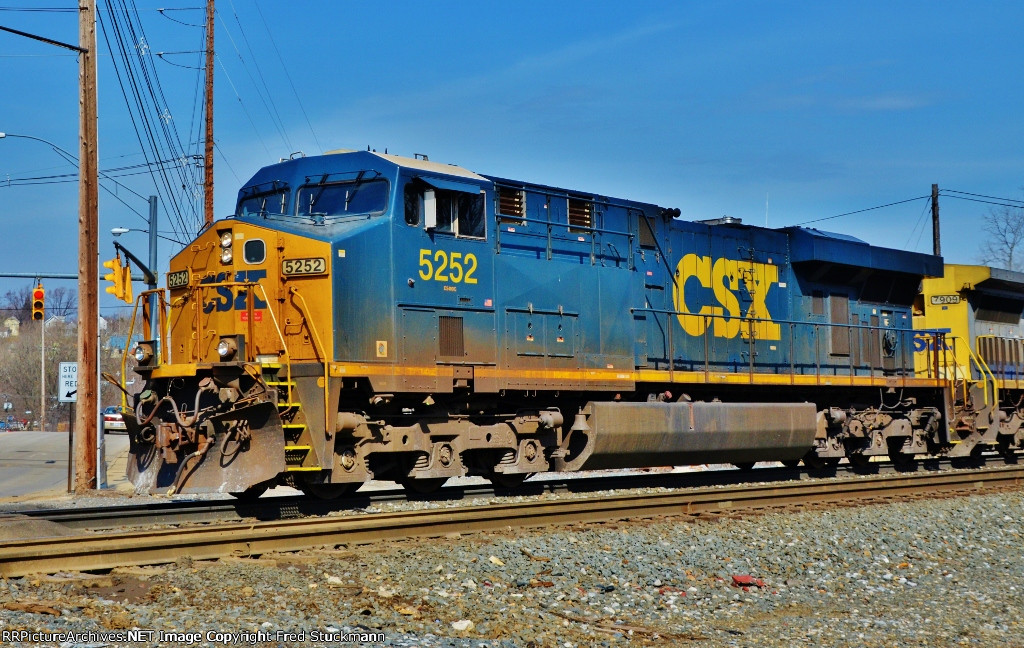 CSX 5252